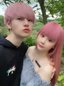 【2025現在】ゆりにゃの歴代彼氏は9人！結婚の噂＆恋愛遍歴をまとめて紹介！ – SAJINEWS